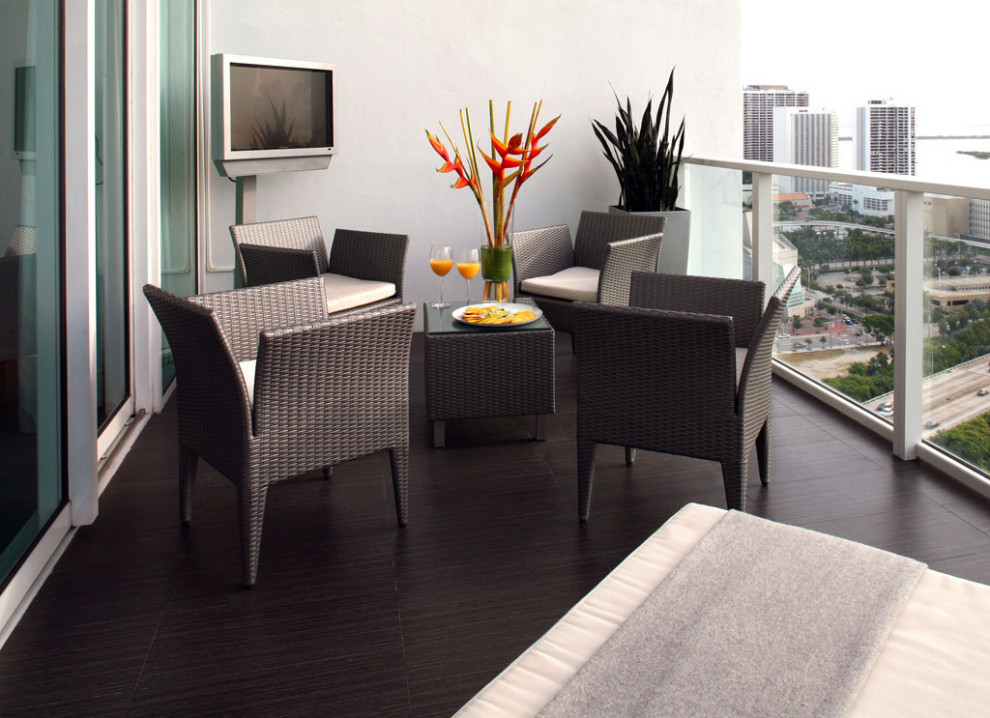 NFL Bachelor Pad - Contemporary - Balcony - Miami - by Juliet Gold ...