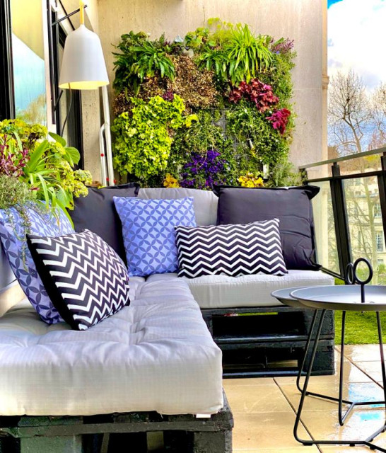 Aménagement d'un balcon à Neuilly dans un esprit bohème - Country ...