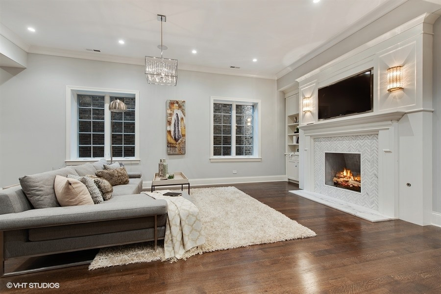Luxury Home / Historic - Basement - Chicago - by Inhabitr Staging LLC ...