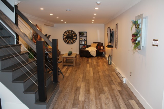 New Basement Hangout - Moderne - Sous-sol - Calgary - par Trendsetter ...