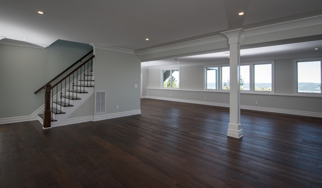 New Construction on Tweed Boulevard, Upper Grandview, New York ...