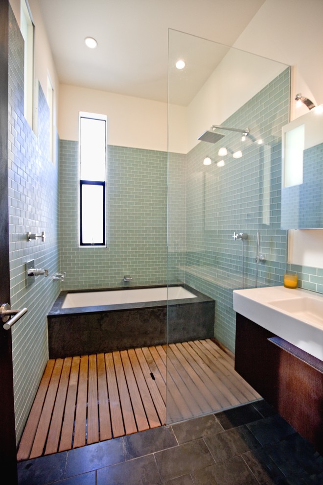 22nd - Lower - Modern - Bathroom - San Francisco - by Barker O'Donoghue ...