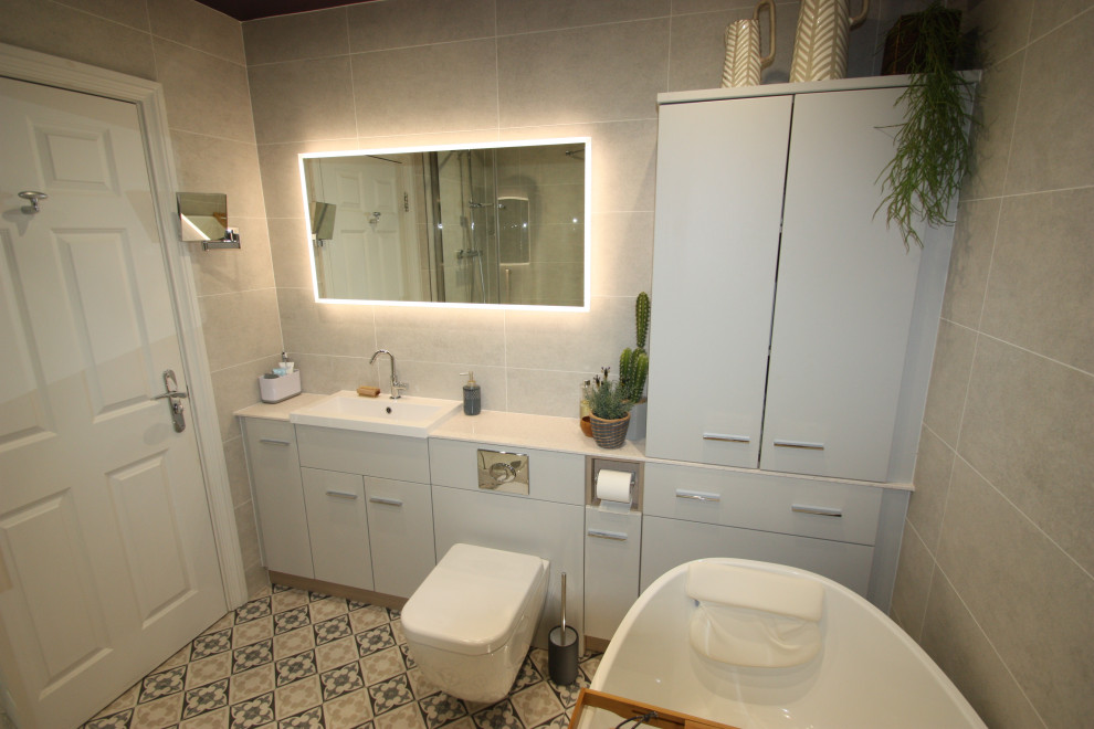 A modern bathroom that has it all in Harborne - Contemporary - Bathroom ...