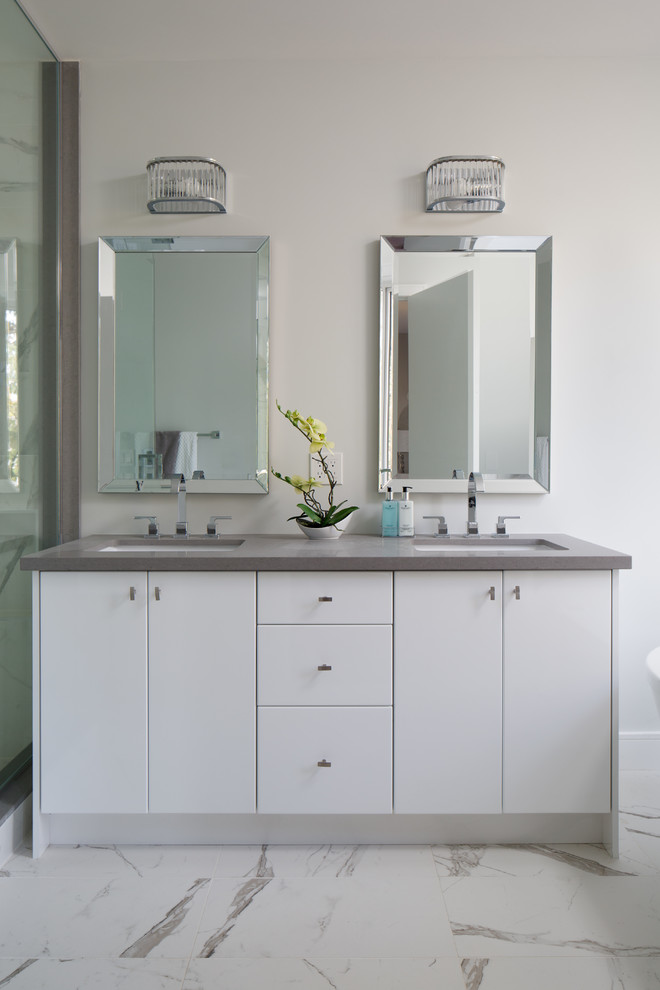 A Modern White and Walnut Kitchen - Contemporary - Bathroom - Toronto - by Raywal Cabinets | Houzz