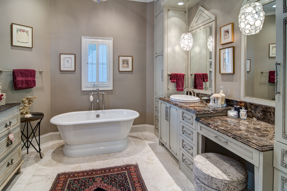 A Truly Luxurious Bath - Classique - Salle de Bain - Atlanta - par ...