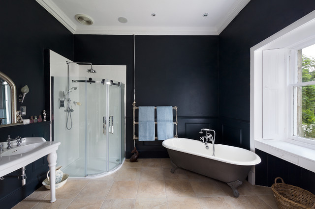 10 Bathrooms That Look Great in Black