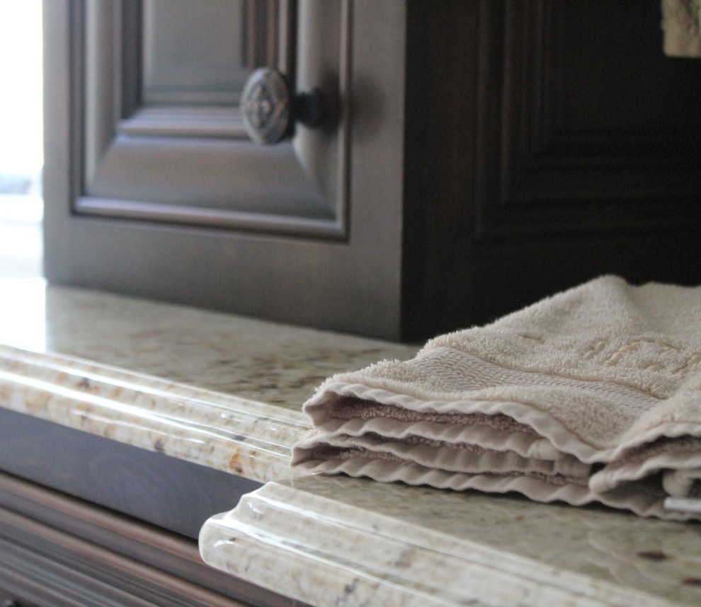 Ashland Master Bath, French Ogee Edge, Colonial Gold Granite ...