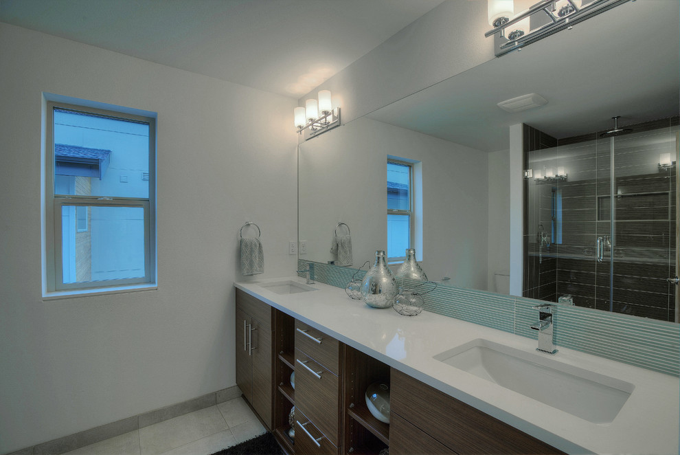 Basic Modern Seattle - Modern - Bathroom - Seattle - by Remodel Pros ...