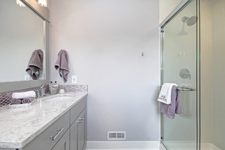 Bathroom - Transitional - Bathroom - Grand Rapids - by Epique Homes