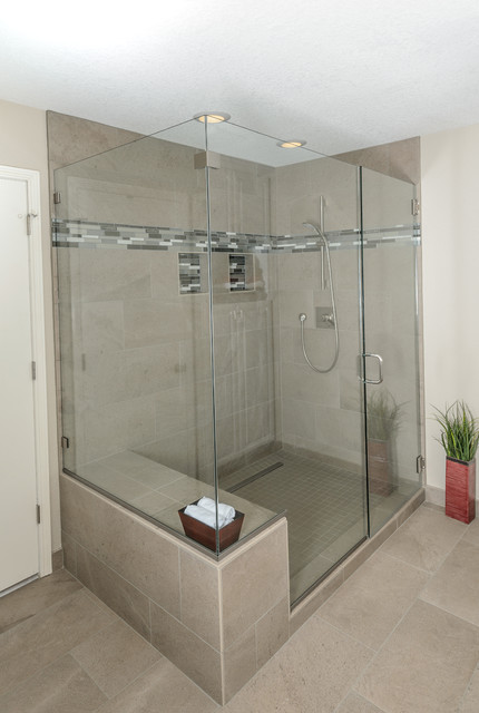 Bathroom Remodel with Large Corner Shower - Classique Chic - Salle de ...