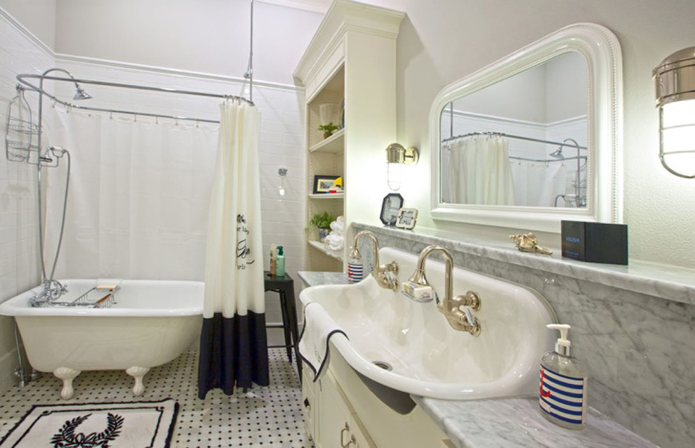 Bathrooms - Beach Style - Bathroom - Dallas - by Veranda Designer Homes ...