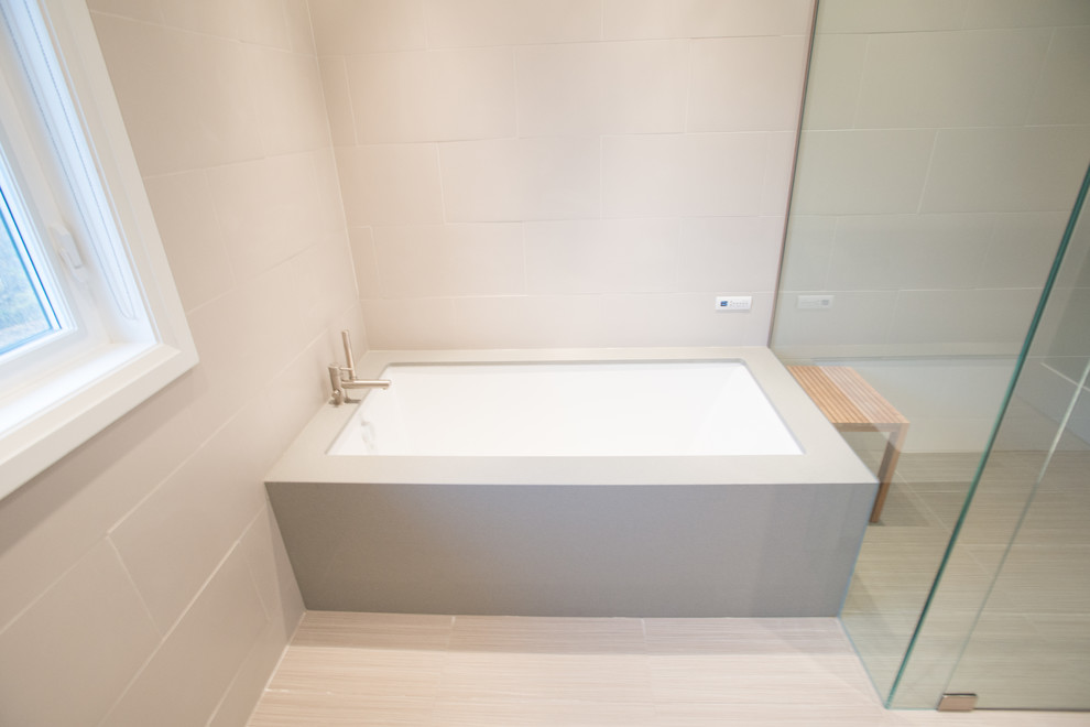 Bathurst Manor Addition - Contemporary - Bathroom - Toronto - by Carick ...