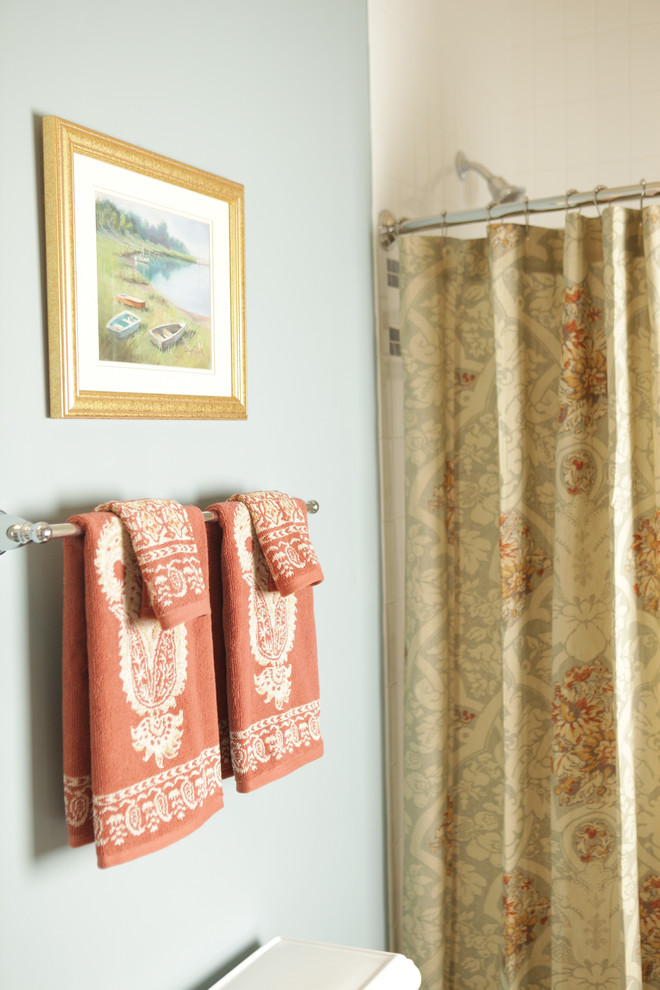 Baynard Court, St James Plantation - Traditional - Bathroom ...