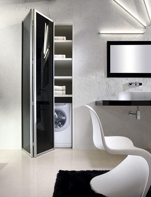 Bifold movable doors - Bathroom - Montreal - by Glenn Robertson Design ...