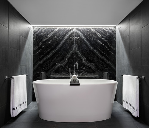 47+ Bookmatched Tile & Slab Ideas (PERFECT SYMMETRY) - Natural Tile