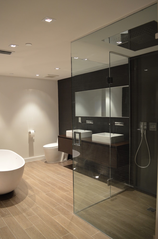 Blue Diamond - Modern - Bathroom - Miami - by MILA DESIGN | Houzz
