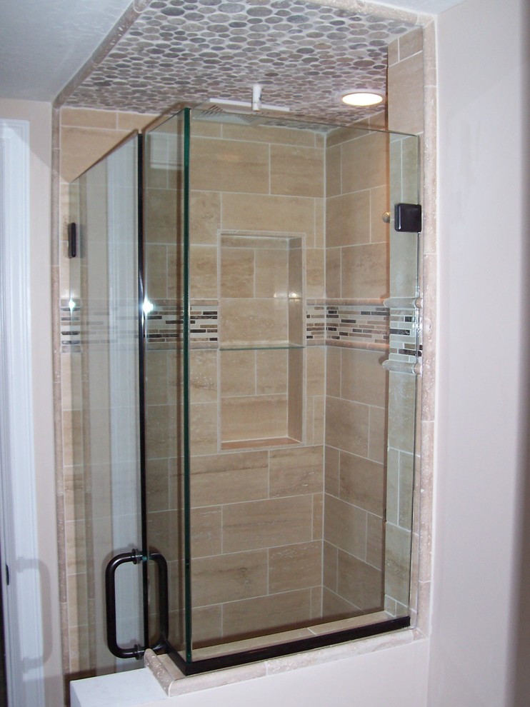 Buckingham Way - Modern - Bathroom - Salt Lake City - by Maxim Tile | Houzz