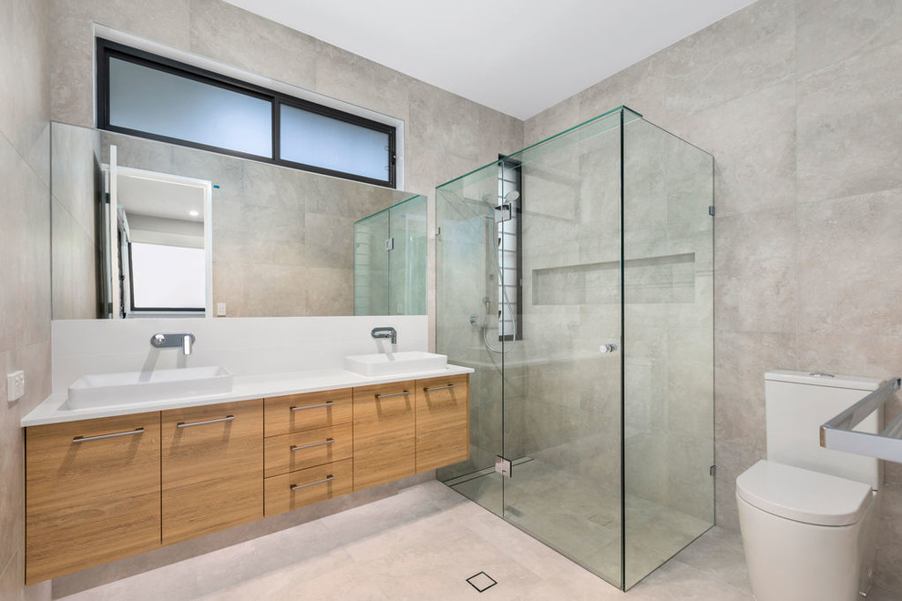 Buderim with a Bird's Eye View - Modern - Bathroom - Sunshine Coast ...