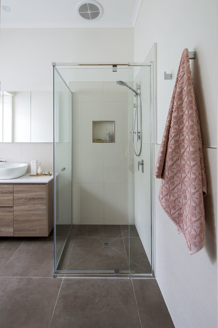Camberwell Natural Palette - Traditional - Bathroom - Melbourne - by ...