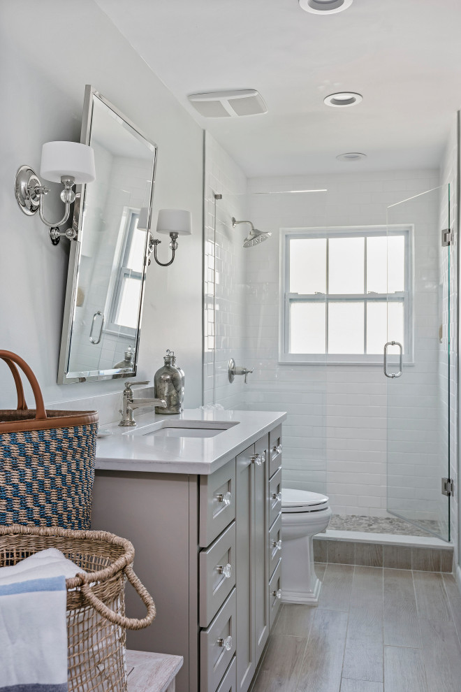 Cape Cod Baths - Beach Style - Bathroom - Tampa - by Bee Studios Design ...
