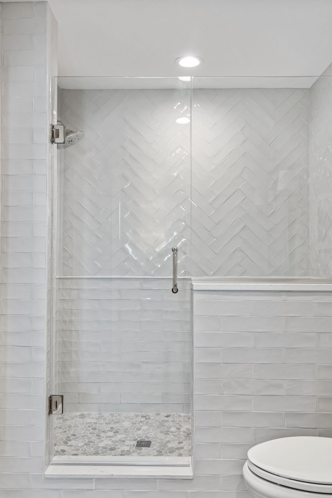 Cape Cod Baths - Beach Style - Bathroom - Tampa - by Bee Studios Design ...