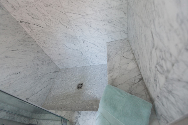 Carrara Marble Shower, Seat & Threshold - Classique Chic - Salle de Bain - Autres périmètres ...