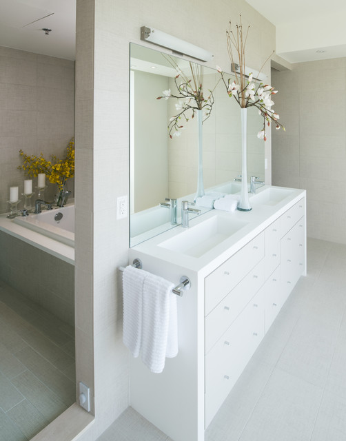 Cathedral Hill 3 Unit Condo Conversion - Bathroom - Ottawa - by Kim ... Cathedral Hill 3 Unit Condo Conversion - Bathroom - Ottawa - by Kim ...