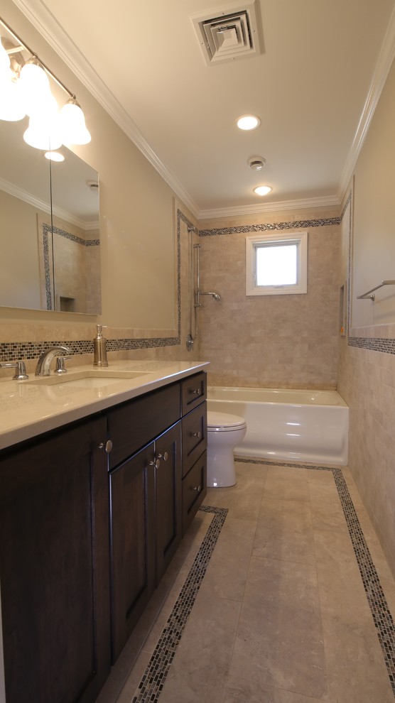 Ceramic/Porcelain Tile Bathrooms - Clásico renovado - Cuarto de baño ...