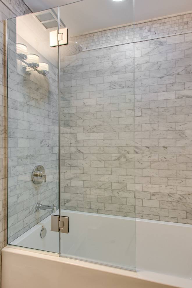 Chicago High-rise Bath Remodel - Contemporary - Bathroom - Chicago - by ...