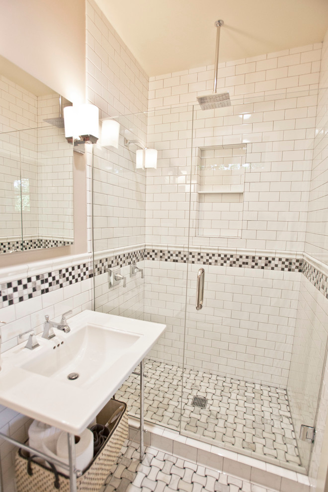 Vintage 1920s Bathroom Design