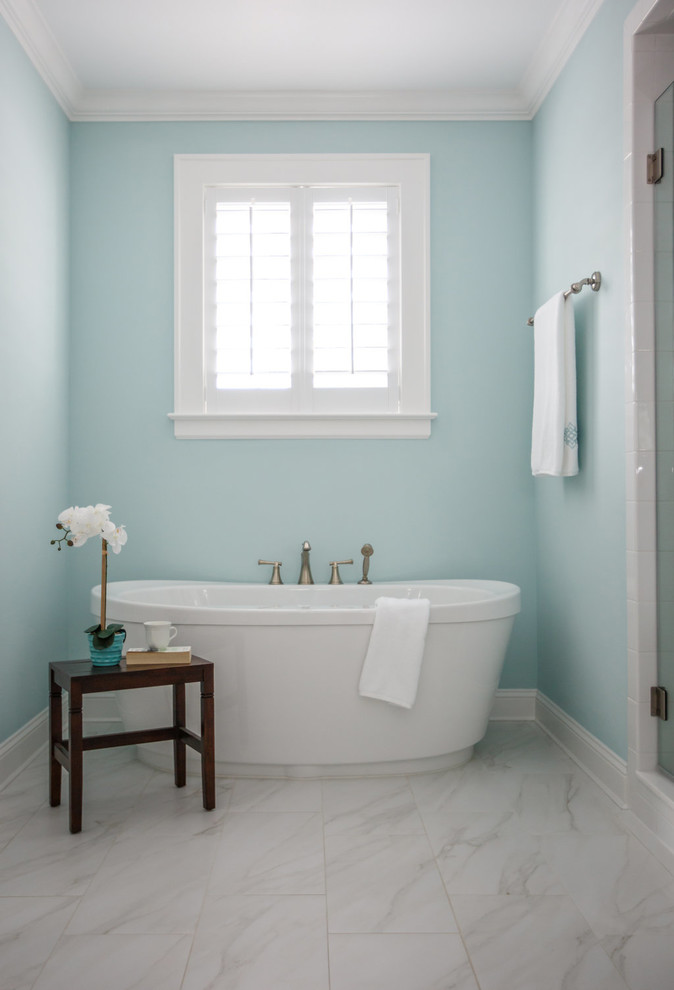 Coastal Family Retreat - Beach Style - Bathroom - Jacksonville - by ...