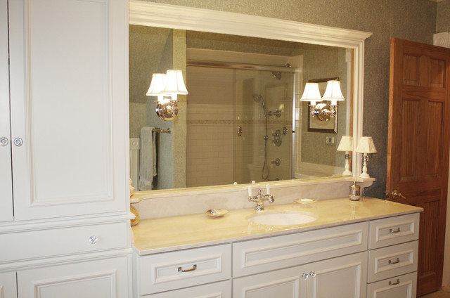 Cottage Style Bathroom - Casa de campo - Cuarto de baño - Detroit - de ...