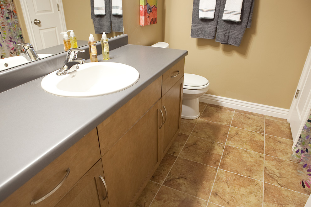 Cottonwood Design - East Riverwalk Model - Traditional - Bathroom ...