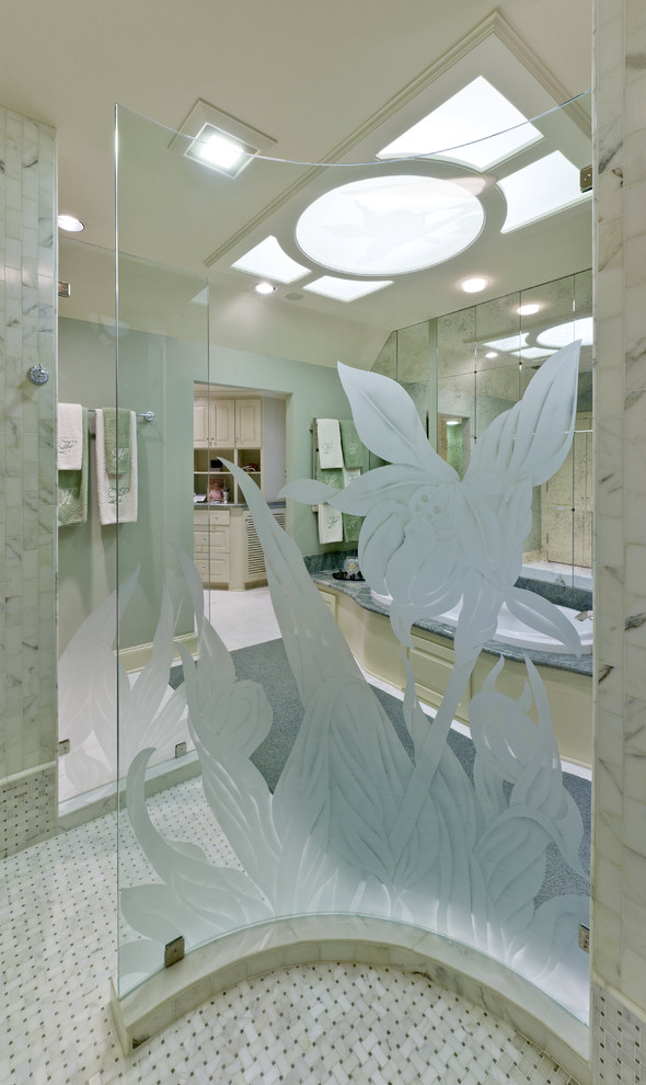Curved shower with etching - Traditional - Bathroom - Houston - by ...