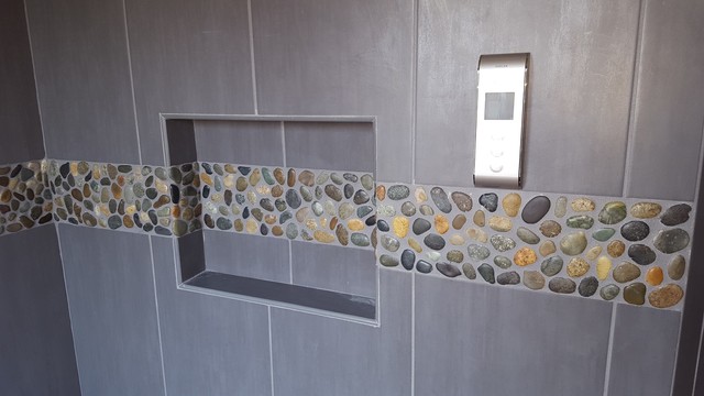 Custom made Niche & electronic water control - Classique Chic - Salle ...