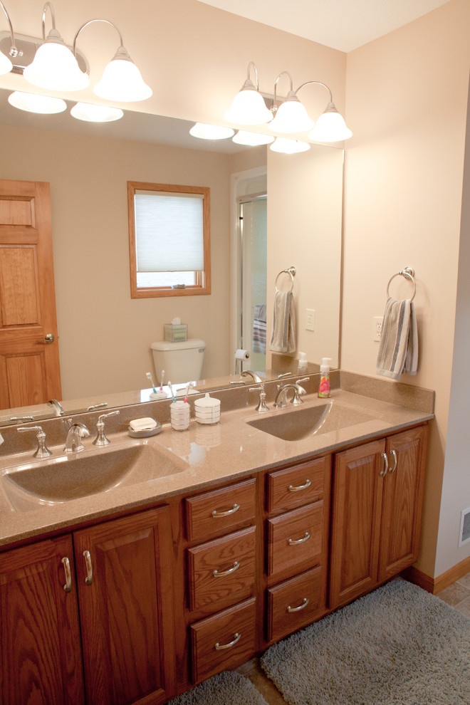 Custom Ranch - Classique - Salle de Bain - Autres périmètres - par ...