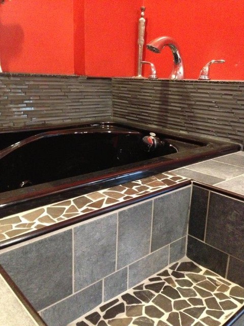 Custom Showers, Tub Decks and Tub Surrounds - Contemporain - Salle de ...