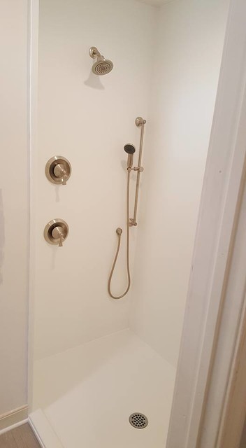 Custom Solid Surface/Tub Surround - Traditional - Bathroom ...