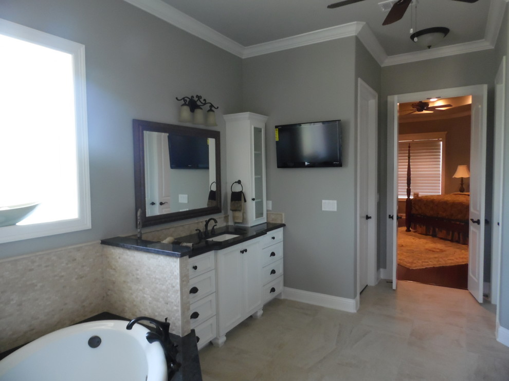 Custom Traditional Style Master Bathroom - Traditional - Bathroom ...