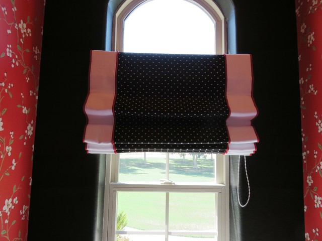 Custom Window Fixture - Moderno - Cuarto de baño - Otras zonas - de ...