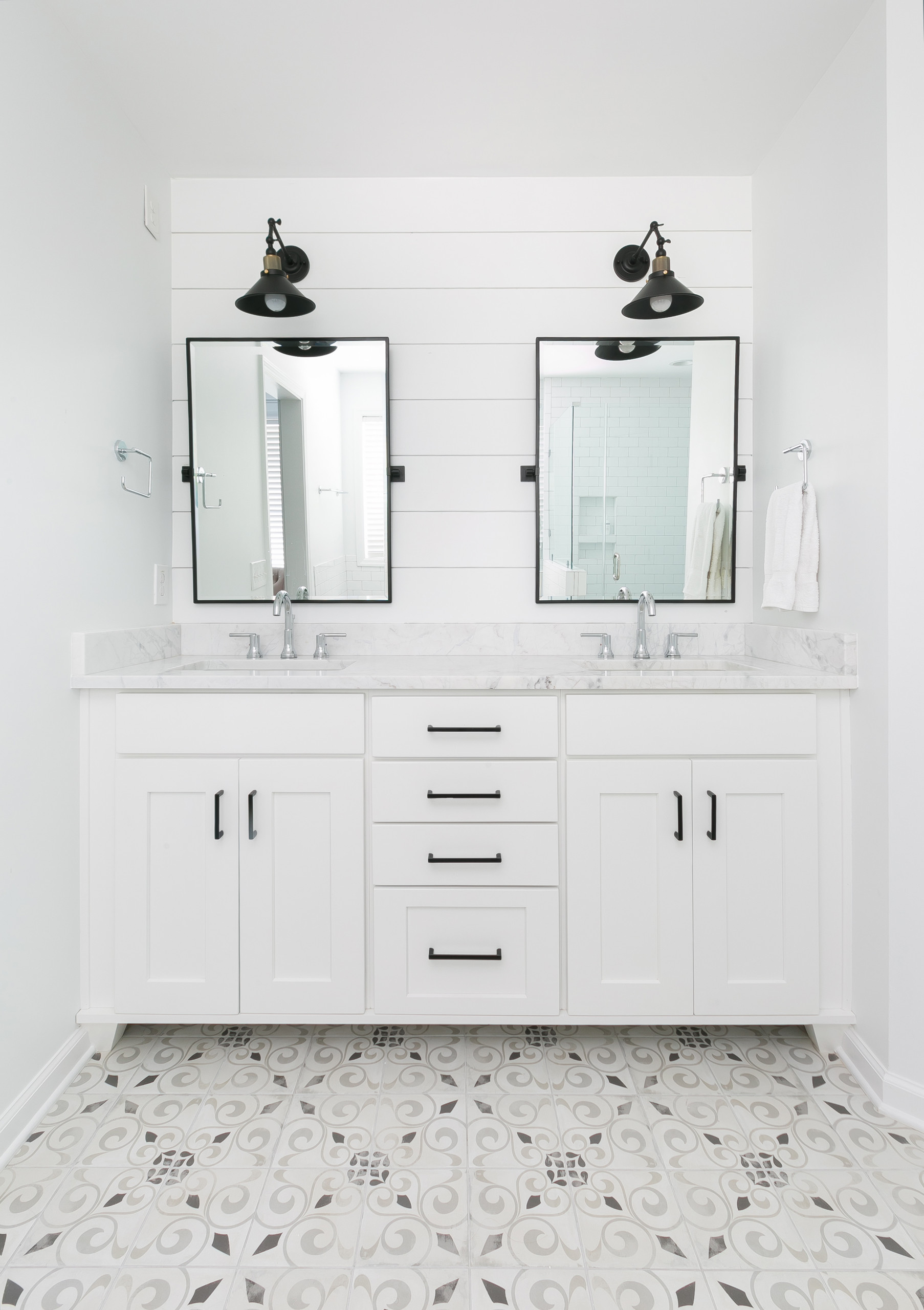 Modern Farmhouse Bathroom Floor Tile Ideas | Viewfloor.co Modern Farmhouse Bathroom Floor Tile Ideas | Viewfloor.co