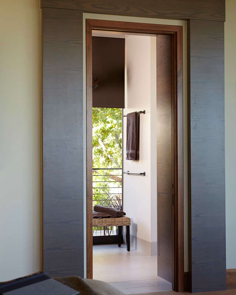 Door Frame - Modern - Bathroom - San Francisco - by De Mattei ...