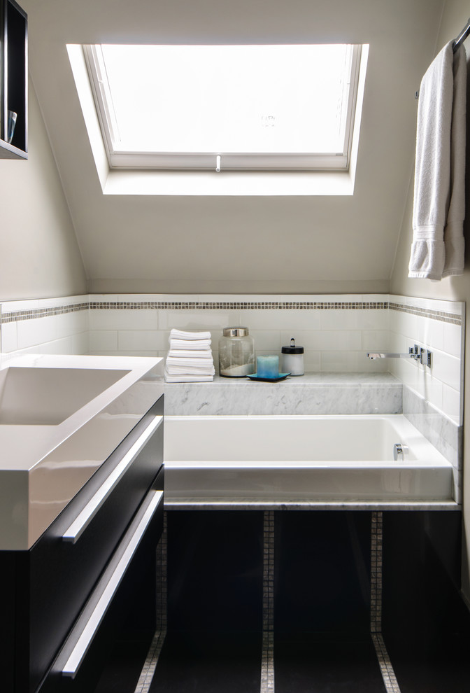 Ensuite Bathroom Attic - Contemporary - Bathroom - Toronto - by ARC ...