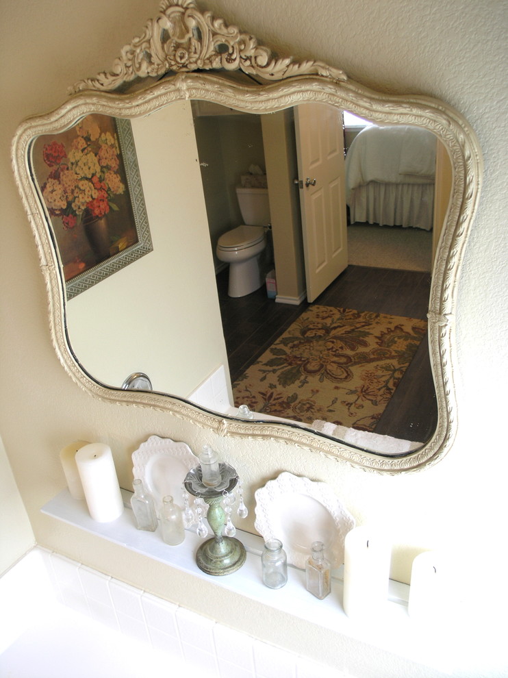 Erin At Its A Wannabe Decorators Life Traditional Bathroom