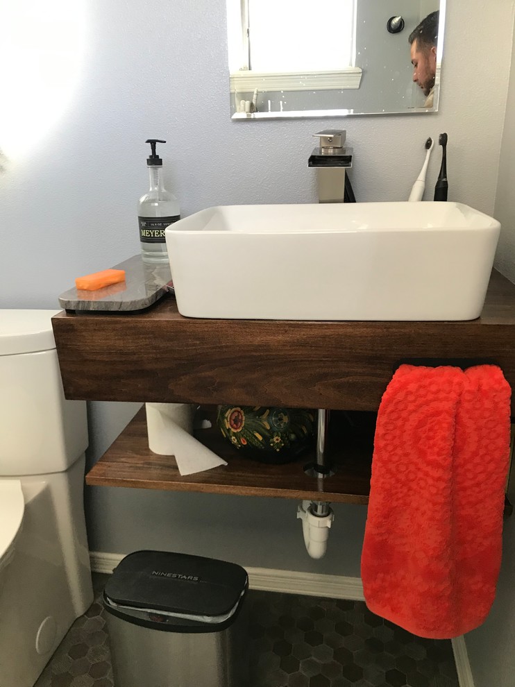 Floating Vanity - Farmhouse - Bathroom - Austin - by C&D Remodel and ...
