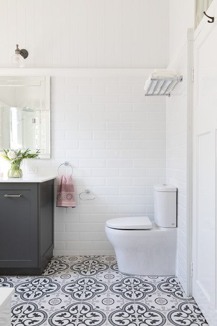 Floor tile pattern - Traditional - Bathroom - Brisbane - by Designtank ...