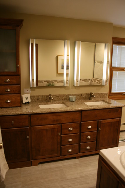 Flush Threshold - Classique Chic - Salle de Bain - Chicago - par ...