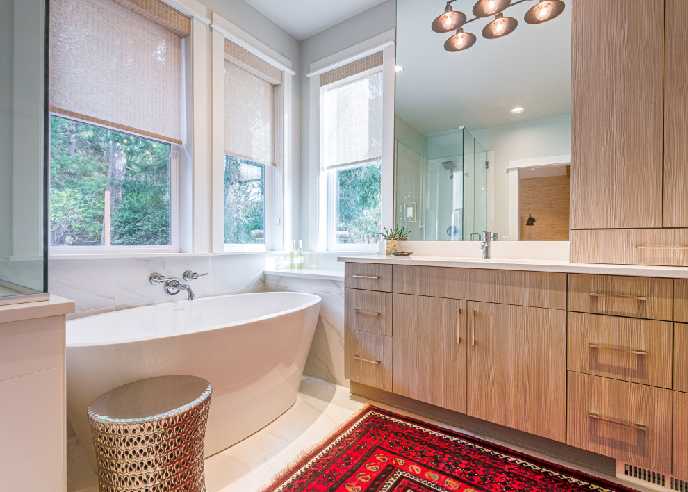 Fox Island Cape Cod revival - Beach Style - Bathroom - Seattle - by ...