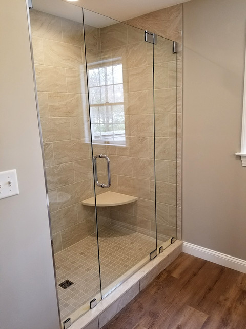 Frameless Shower Enclosure Bridgewater Ma モダン 浴室 ボストン