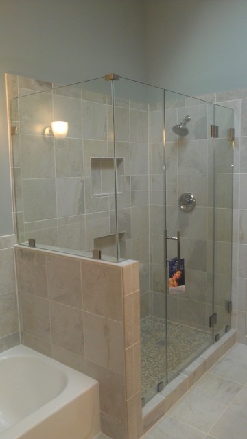 Frameless Shower with Guardian ShowerGuard Glass - Contemporáneo ...